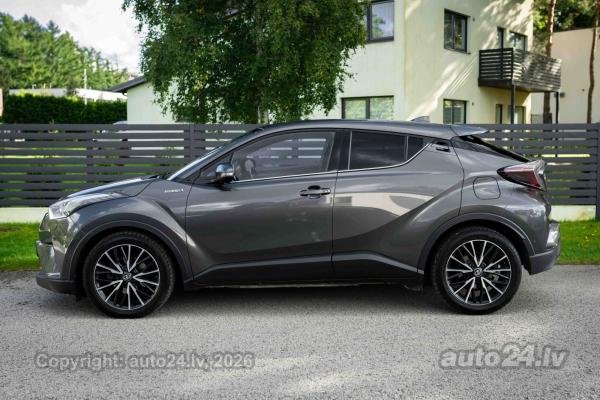 Тойота C-HR 2017 в Таллин на AUTOMOTO.COM.LV Серый Тойота C-HR 2017 в Таллин, объемом двигателя 1.80 л и пробегом 198 тыс. км за 14500 €, фото 7 на AUTOMOTO.COM.LV