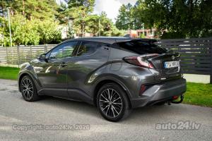 Серый Тойота C-HR 2017 в Таллин, объемом двигателя 1.80 л и пробегом 198 тыс. км за 14500 €, фото 8 на AUTOMOTO.COM.LV