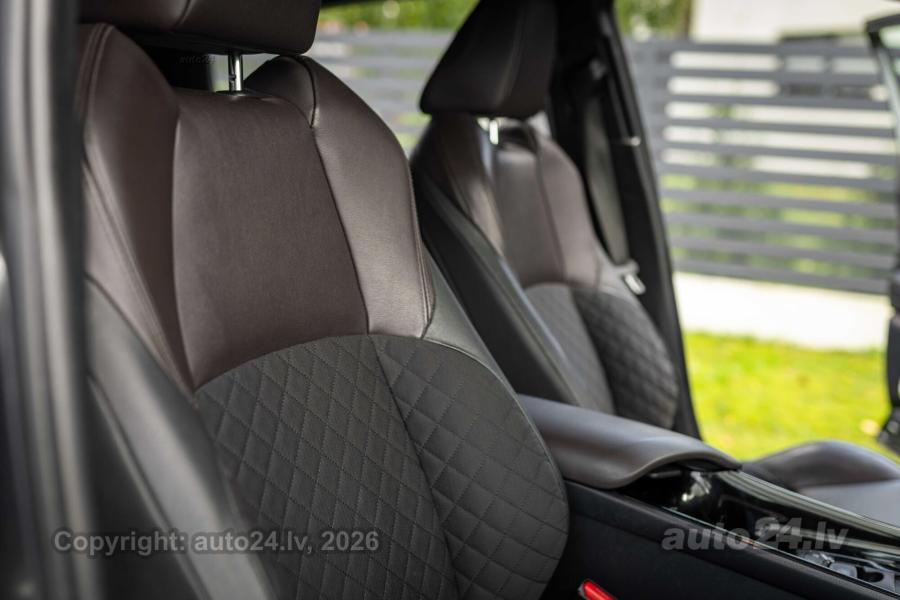 Серый Тойота C-HR 2017 в Таллин, объемом двигателя 1.80 л и пробегом 198 тыс. км за 14500 €, фото 19 на AUTOMOTO.COM.LV