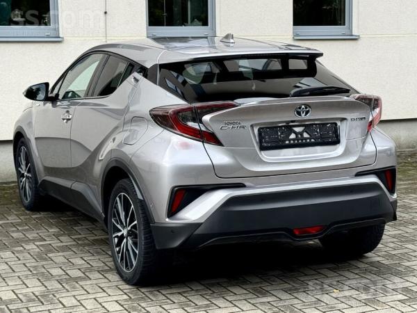Тойота C-HR 2017 в Елгава на AUTOMOTO.COM.LV Серый Тойота C-HR 2017 в Елгава, объемом двигателя 1.80 л и пробегом 189 тыс. км за 16300 €, фото 5 на AUTOMOTO.COM.LV