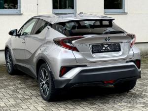 Pelēks Toyota C-HR 2017 Jelgava, ar dzinēja tilpumu 1.80 L un nobraukumu 189 tūkst. km par 16300 €, foto 5 vietnē AUTOMOTO.COM.LV