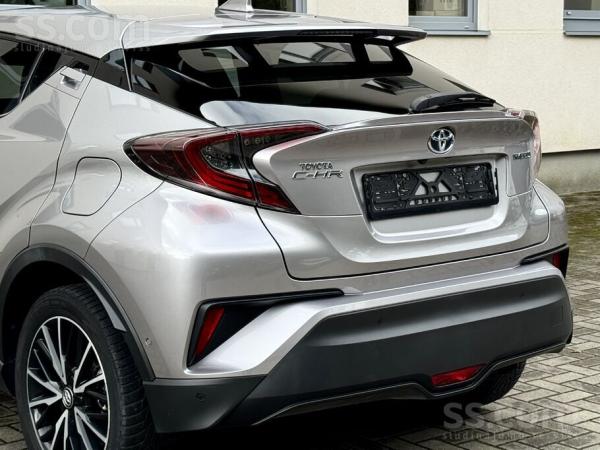 Тойота C-HR 2017 в Елгава на AUTOMOTO.COM.LV Серый Тойота C-HR 2017 в Елгава, объемом двигателя 1.80 л и пробегом 189 тыс. км за 16300 €, фото 7 на AUTOMOTO.COM.LV
