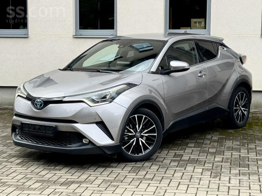 Pelēks Toyota C-HR 2017 Jelgava, ar dzinēja tilpumu 1.80 L un nobraukumu 189 tūkst. km par 16300 €, foto 10 vietnē AUTOMOTO.COM.LV
