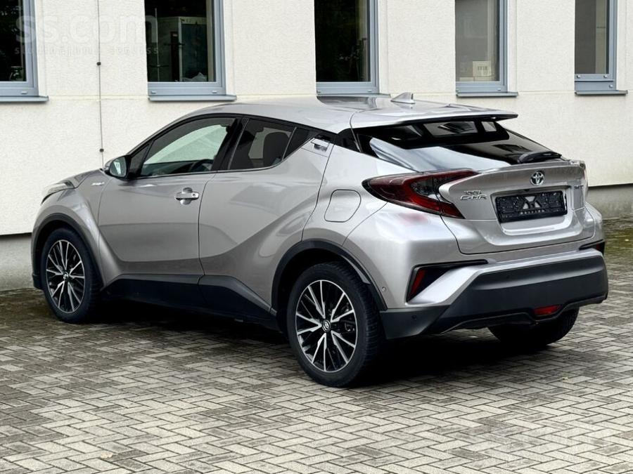 Pelēks Toyota C-HR 2017 Jelgava, ar dzinēja tilpumu 1.80 L un nobraukumu 189 tūkst. km par 16300 €, foto 13 vietnē AUTOMOTO.COM.LV