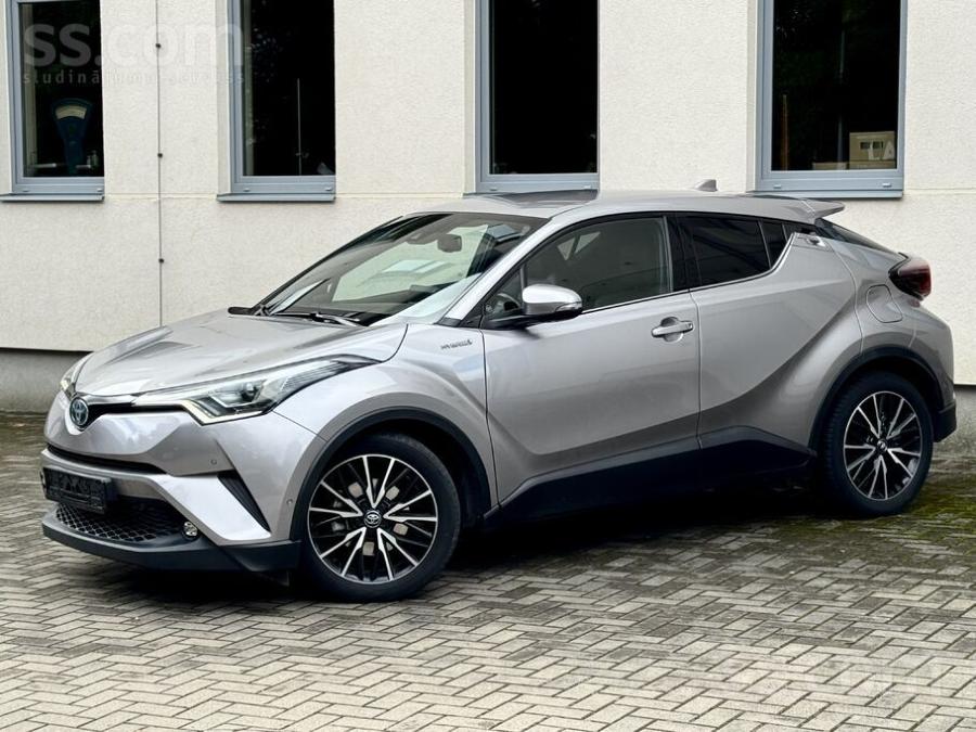 Pelēks Toyota C-HR 2017 Jelgava, ar dzinēja tilpumu 1.80 L un nobraukumu 189 tūkst. km par 16300 €, foto 14 vietnē AUTOMOTO.COM.LV