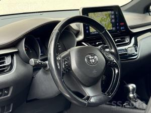 Pelēks Toyota C-HR 2017 Jelgava, ar dzinēja tilpumu 1.80 L un nobraukumu 189 tūkst. km par 16300 €, foto 30 vietnē AUTOMOTO.COM.LV