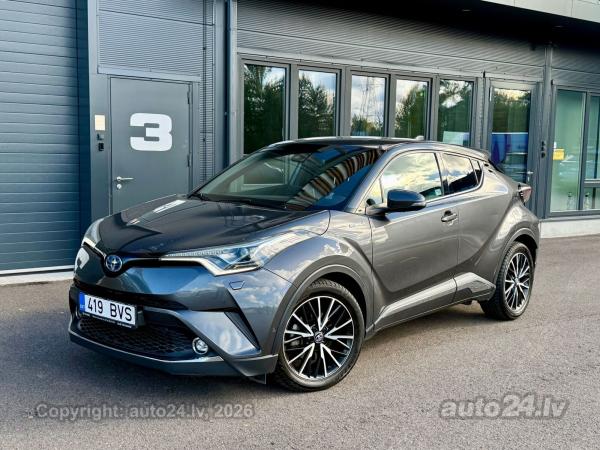 Pelēks Toyota C-HR 2017 Tallina, ar dzinēja tilpumu 1.80 L un nobraukumu 97 tūkst. km par 16990 €, foto 1 vietnē AUTOMOTO.COM.LV