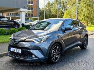 Grey Toyota C-HR 2017 in Tallinn, with an engine capacity of 1.80 L and mileage of 97 thousand km for 16990 €, photo 4 on AUTOMOTO.COM.LV