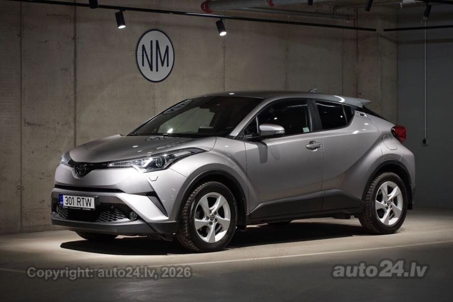 Pelēks Toyota C-HR 2018 Tallina, ar dzinēja tilpumu 1.20 L un nobraukumu 74 tūkst. km par 15490 €, foto 1 vietnē AUTOMOTO.COM.LV