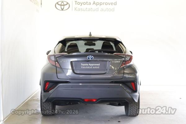 Grey Toyota C-HR 2018 in Tallinn, with an engine capacity of 1.80 L and mileage of 148 thousand km for 16000 €, photo 4 on AUTOMOTO.COM.LV