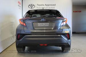 Pelēks Toyota C-HR 2018 Tallina, ar dzinēja tilpumu 1.80 L un nobraukumu 151 tūkst. km par 16490 €, foto 5 vietnē AUTOMOTO.COM.LV