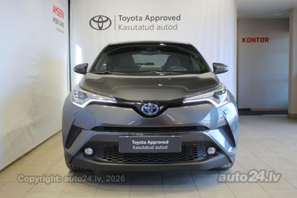 Grey Toyota C-HR 2018 in Tallinn, with an engine capacity of 1.80 L and mileage of 151 thousand km for 16490 €, photo 5 on AUTOMOTO.COM.LV