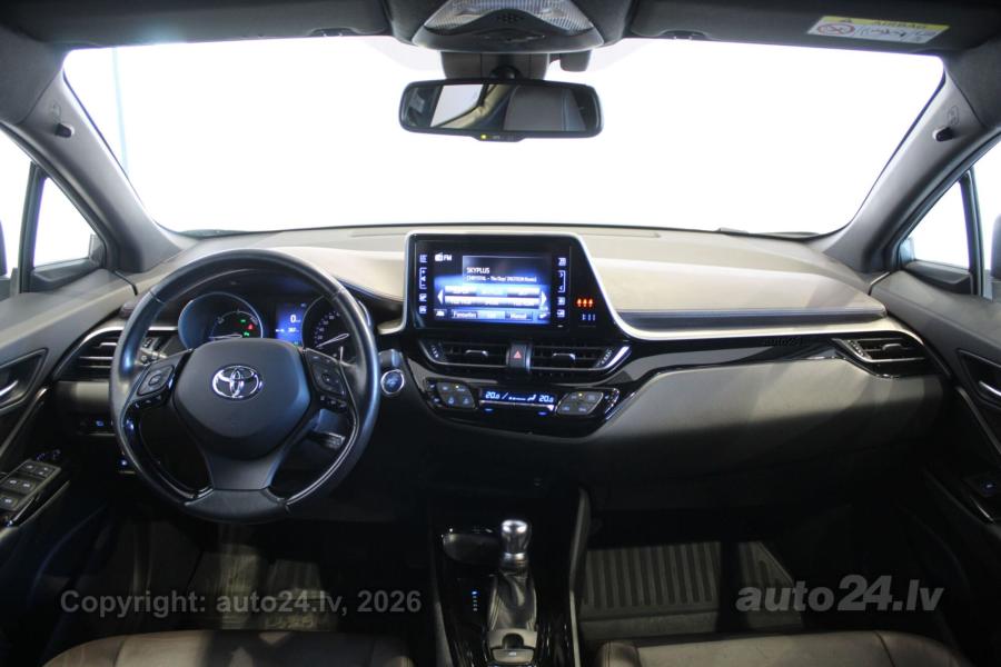 Pelēks Toyota C-HR 2018 Tallina, ar dzinēja tilpumu 1.80 L un nobraukumu 151 tūkst. km par 16490 €, foto 9 vietnē AUTOMOTO.COM.LV