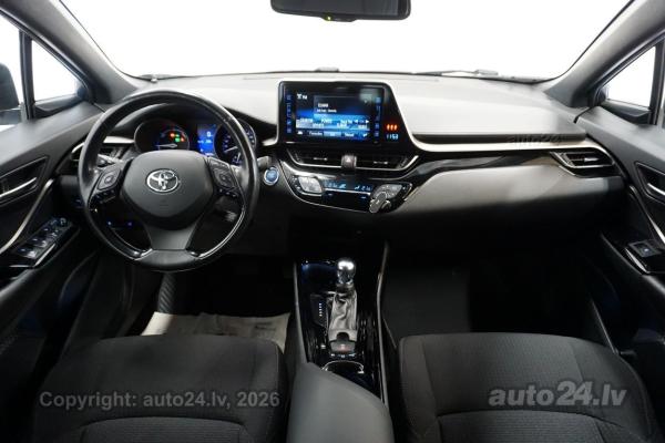 Pelēks Toyota C-HR 2018 Tartu, ar dzinēja tilpumu 1.80 L un nobraukumu 139 tūkst. km par 16290 €, foto 8 vietnē AUTOMOTO.COM.LV