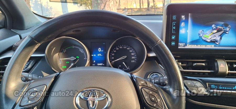 Pelēks Toyota C-HR 2018 Tallina, ar dzinēja tilpumu 1.80 L un nobraukumu 104 tūkst. km par 18500 €, foto 13 vietnē AUTOMOTO.COM.LV