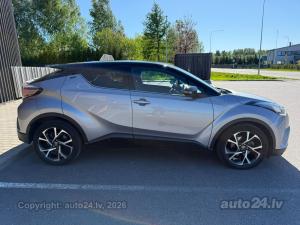 Pelēks Toyota C-HR 2018 Tallina, ar dzinēja tilpumu 1.80 L un nobraukumu 133 tūkst. km par 16590 €, foto 5 vietnē AUTOMOTO.COM.LV