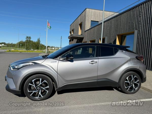 Pelēks Toyota C-HR 2018 Tallina, ar dzinēja tilpumu 1.80 L un nobraukumu 133 tūkst. km par 16590 €, foto 9 vietnē AUTOMOTO.COM.LV