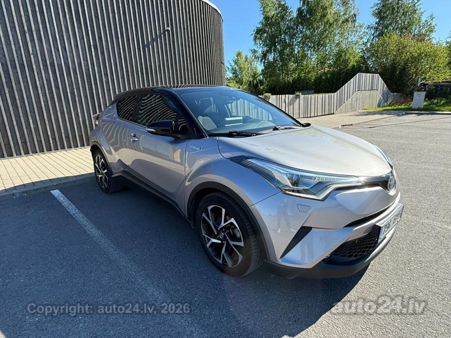 Pelēks Toyota C-HR 2018 Tallina, ar dzinēja tilpumu 1.80 L un nobraukumu 133 tūkst. km par 16590 €, foto 12 vietnē AUTOMOTO.COM.LV