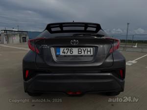 Серый Тойота C-HR 2018 в Таллин, объемом двигателя 1.20 л и пробегом 135 тыс. км за 13899 €, фото 5 на AUTOMOTO.COM.LV