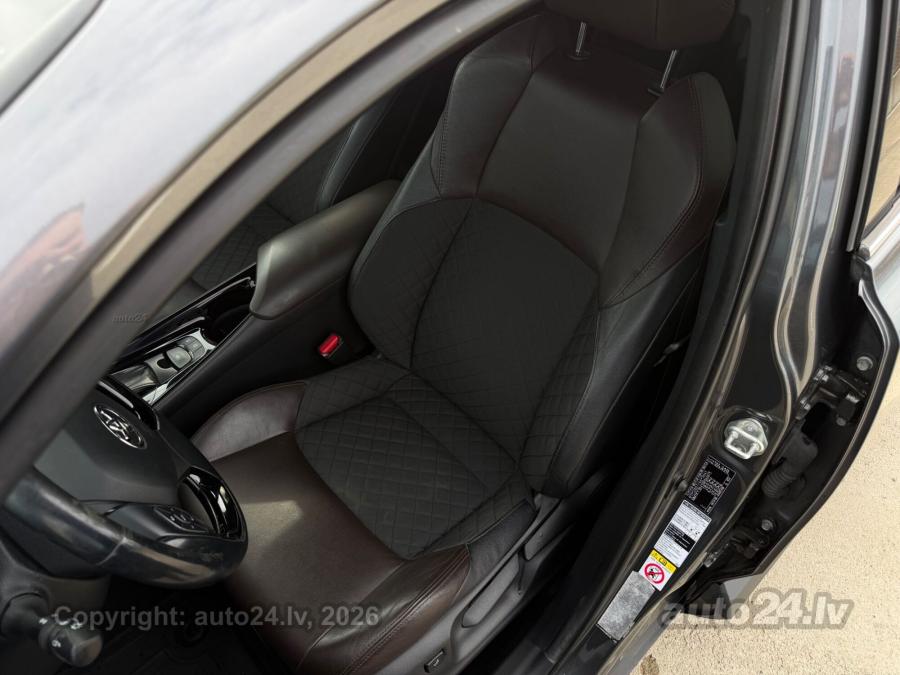 Серый Тойота C-HR 2018 в Таллин, объемом двигателя 1.20 л и пробегом 135 тыс. км за 13899 €, фото 9 на AUTOMOTO.COM.LV
