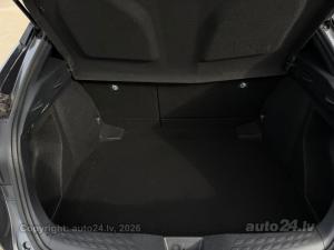 Серый Тойота C-HR 2018 в Таллин, объемом двигателя 1.20 л и пробегом 135 тыс. км за 13899 €, фото 13 на AUTOMOTO.COM.LV