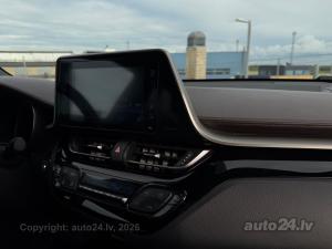 Серый Тойота C-HR 2018 в Таллин, объемом двигателя 1.20 л и пробегом 135 тыс. км за 13899 €, фото 14 на AUTOMOTO.COM.LV