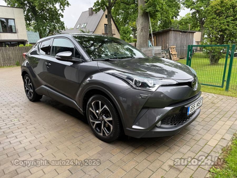 Серый Тойота C-HR 2018 в Таллин, объемом двигателя 1.20 л и пробегом 147 тыс. км за 13490 €, фото 4 на AUTOMOTO.COM.LV