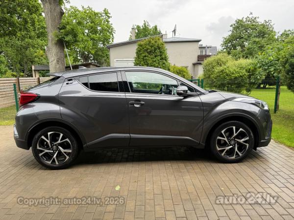 Серый Тойота C-HR 2018 в Таллин, объемом двигателя 1.20 л и пробегом 147 тыс. км за 13490 €, фото 6 на AUTOMOTO.COM.LV