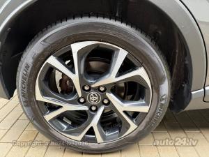 Серый Тойота C-HR 2018 в Таллин, объемом двигателя 1.20 л и пробегом 147 тыс. км за 13490 €, фото 10 на AUTOMOTO.COM.LV