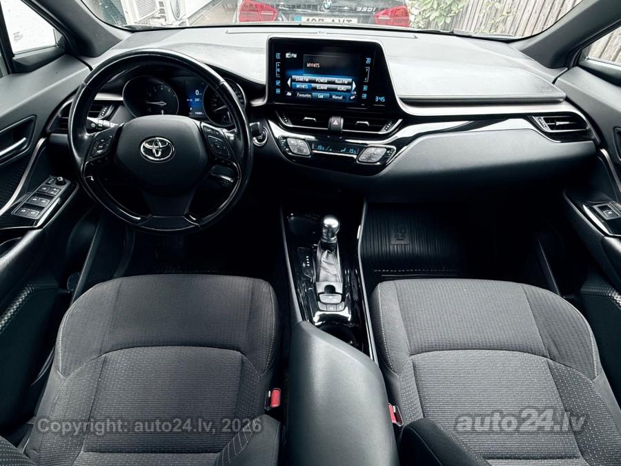 Серый Тойота C-HR 2018 в Таллин, объемом двигателя 1.20 л и пробегом 147 тыс. км за 13490 €, фото 11 на AUTOMOTO.COM.LV