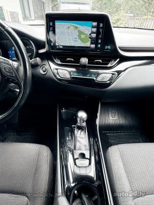 Серый Тойота C-HR 2018 в Таллин, объемом двигателя 1.20 л и пробегом 147 тыс. км за 13490 €, фото 14 на AUTOMOTO.COM.LV