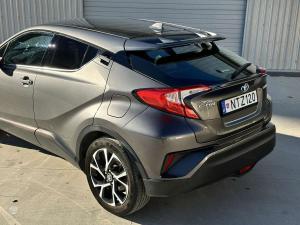 Grey Toyota C-HR 2018 in Klaipeda, with an engine capacity of 1.80 L and mileage of 140 thousand km for 17300 €, photo 8 on AUTOMOTO.COM.LV