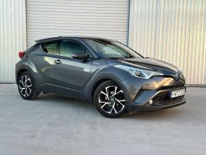 Grey Toyota C-HR 2018 in Klaipeda, with an engine capacity of 1.80 L and mileage of 140 thousand km for 17300 €, photo 18 on AUTOMOTO.COM.LV