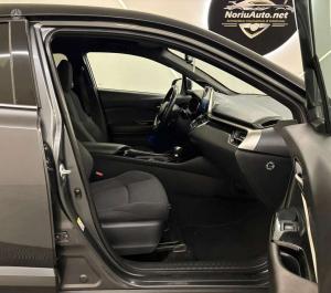 Grey Toyota C-HR 2018 in Marijampole, with an engine capacity of 1.80 L and mileage of 352 thousand km for 11950 €, photo 16 on AUTOMOTO.COM.LV