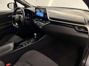 Grey Toyota C-HR 2018 in Marijampole, with an engine capacity of 1.80 L and mileage of 352 thousand km for 11950 €, photo 22 on AUTOMOTO.COM.LV