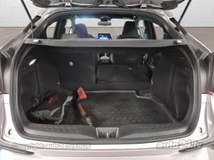 Серый Тойота C-HR 2018 в Таллин, объемом двигателя 1.80 л и пробегом 122 тыс. км за 17490 €, фото 11 на AUTOMOTO.COM.LV
