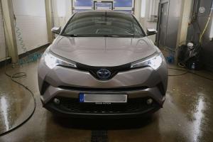 Grey Toyota C-HR 2019 in Vilnius, with an engine capacity of 1.80 L and mileage of 104 thousand km for 18200 €, photo  on AUTOMOTO.COM.LV