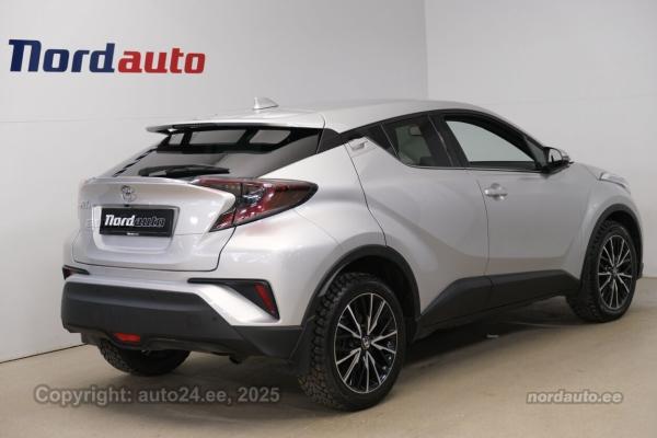 Pelēks Toyota C-HR 2019 Tallina, ar dzinēja tilpumu 1.20 L un nobraukumu 164 tūkst. km par 15490 €, foto 2 vietnē AUTOMOTO.COM.LV