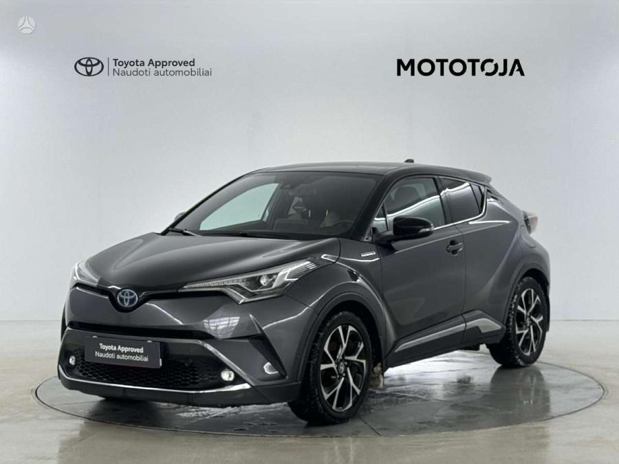 Grey Toyota C-HR 2019 in Vilnius, with an engine capacity of 1.80 L and mileage of 149 thousand km for 18900 €, photo 1 on AUTOMOTO.COM.LV