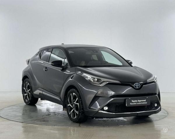 Grey Toyota C-HR 2019 in Vilnius, with an engine capacity of 1.80 L and mileage of 149 thousand km for 18900 €, photo 8 on AUTOMOTO.COM.LV