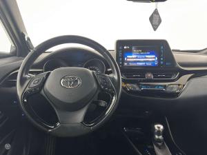 Grey Toyota C-HR 2019 in Vilnius, with an engine capacity of 1.80 L and mileage of 149 thousand km for 18900 €, photo 12 on AUTOMOTO.COM.LV