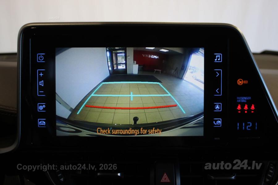 Серый Тойота C-HR 2019 в Таллин, объемом двигателя 1.20 л и пробегом 155 тыс. км за 15990 €, фото 15 на AUTOMOTO.COM.LV