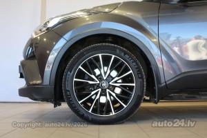 Серый Тойота C-HR 2019 в Таллин, объемом двигателя 1.20 л и пробегом 155 тыс. км за 15990 €, фото 16 на AUTOMOTO.COM.LV