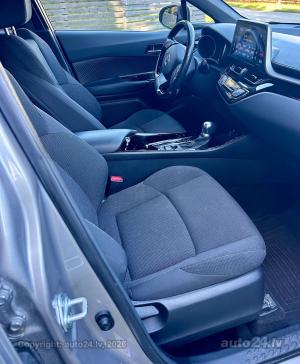 Grey Toyota C-HR 2019 in Tallinn, with an engine capacity of 1.80 L and mileage of 139 thousand km for 16800 €, photo 11 on AUTOMOTO.COM.LV