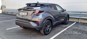 Grey Toyota C-HR 2019 in Tallinn, with an engine capacity of 1.80 L and mileage of 30 thousand km for 19890 €, photo 11 on AUTOMOTO.COM.LV