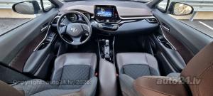Grey Toyota C-HR 2019 in Tallinn, with an engine capacity of 1.80 L and mileage of 30 thousand km for 19890 €, photo 18 on AUTOMOTO.COM.LV