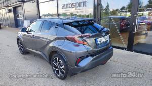 Серый Тойота C-HR 2019 в Тарту, объемом двигателя 1.80 л и пробегом 80 тыс. км за 17990 €, фото 4 на AUTOMOTO.COM.LV