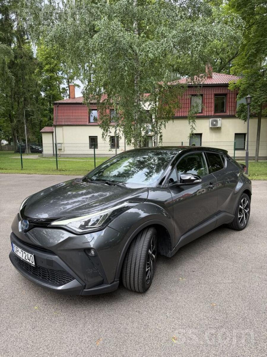 Pelēks Toyota C-HR 2019 Rīga, ar dzinēja tilpumu 2.00 L un nobraukumu 65 tūkst. km par 17900 €, foto 7 vietnē AUTOMOTO.COM.LV