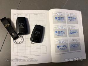 Pelēks Toyota C-HR 2019 Tallina, ar dzinēja tilpumu 1.80 L un nobraukumu 240 tūkst. km par 13200 €, foto 14 vietnē AUTOMOTO.COM.LV