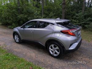 Серый Тойота C-HR 2019 в Таллин, объемом двигателя 1.80 л и пробегом 247 тыс. км за 14900 €, фото 6 на AUTOMOTO.COM.LV